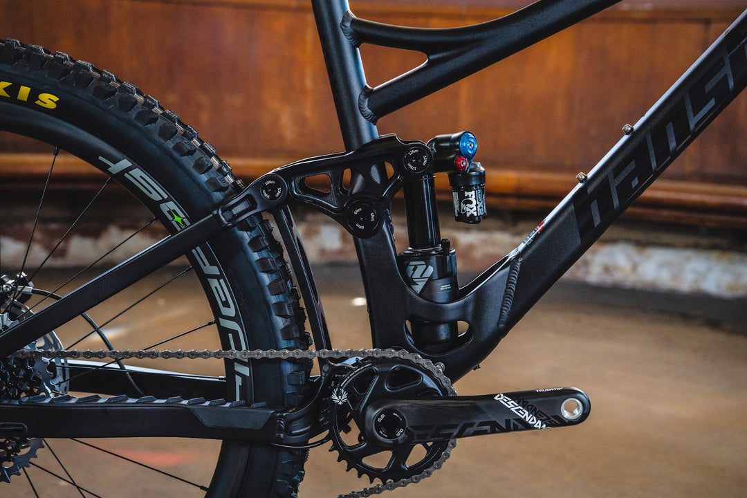 Banshee Rune V3.2 Frameset – Stash Cycles